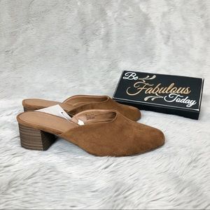 Universal Thread | Shoes | Universal Thread Womens Avianna Heeled Mules ...